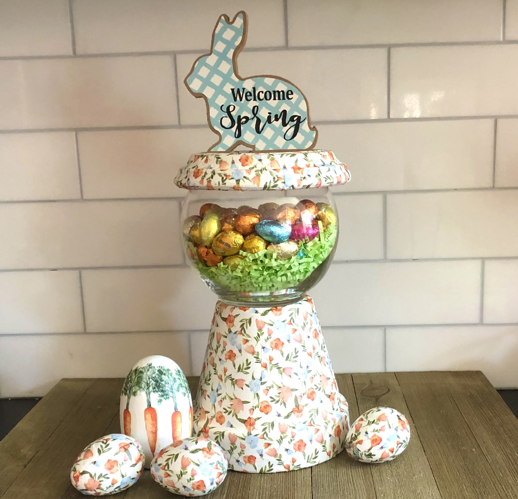 Make a Clay Pot Gumball Machine with Mod Podge and Napkins - CATHIE ...