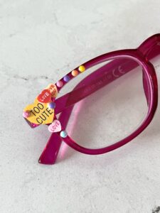 DIY Candy Heart and Rhinestone Reader Glasses for Valentine's Day ...