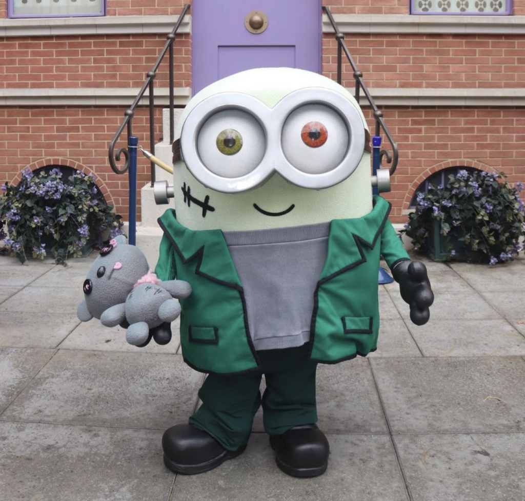 How to Meet Minions and Gru at Universal Studios Hollywood Minion ...