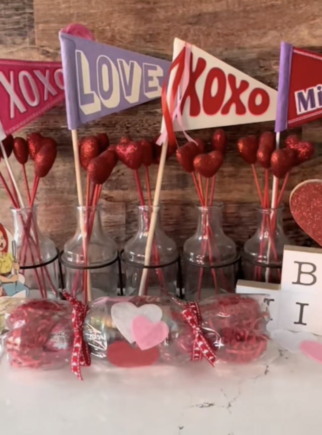 DIY Giant Valentine Candy Gift Wrap Idea with Recycled Bottles - CATHIE ...